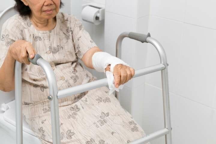 Why Do Dementia Patients Go to the Bathroom So Much? - RespectCareGivers