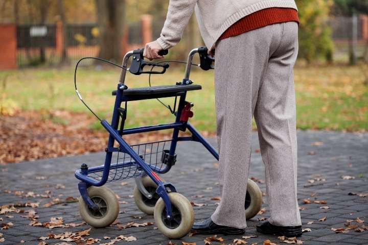 8 Best Upright Walkers For Seniors - RespectCareGivers